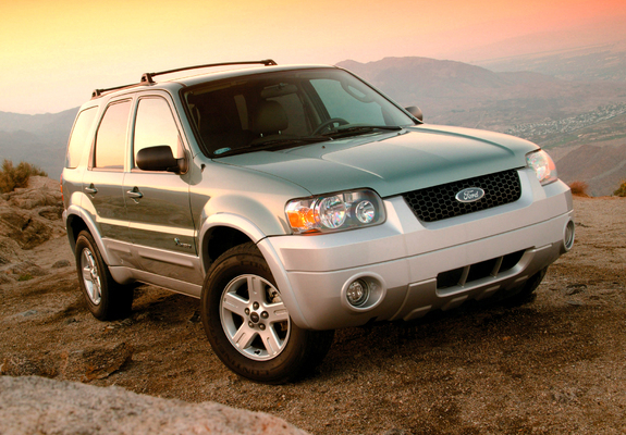 Photos of Ford Escape Hybrid 2004–07