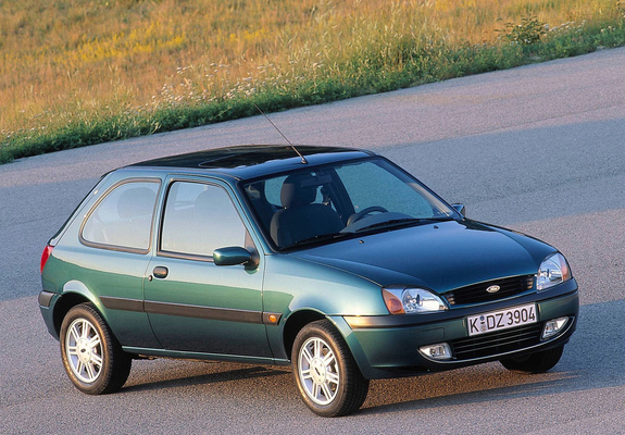 Ford Fiesta 3-door 1999–2002 images