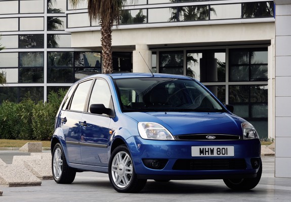 Ford Fiesta 5-door 2002–05 images