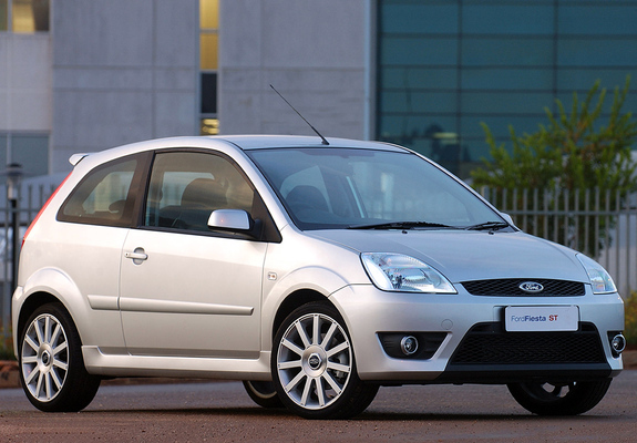 Ford Fiesta ST ZA-spec 2004–05 wallpapers