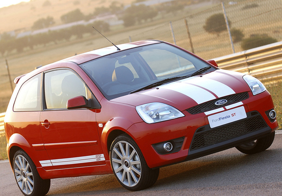 Photos of Ford Fiesta ST ZA-spec 2004–05