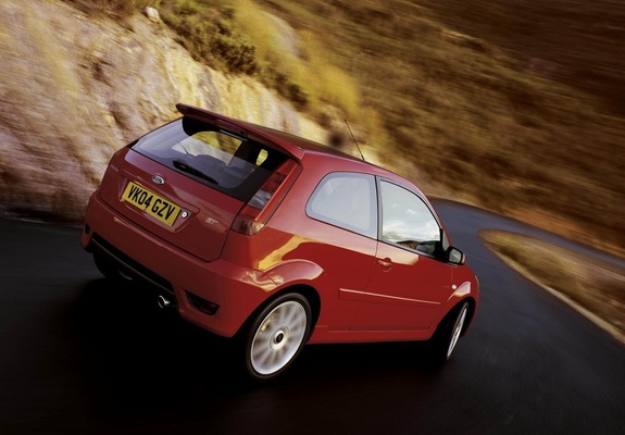 Photos of Ford Fiesta ST 2004–05