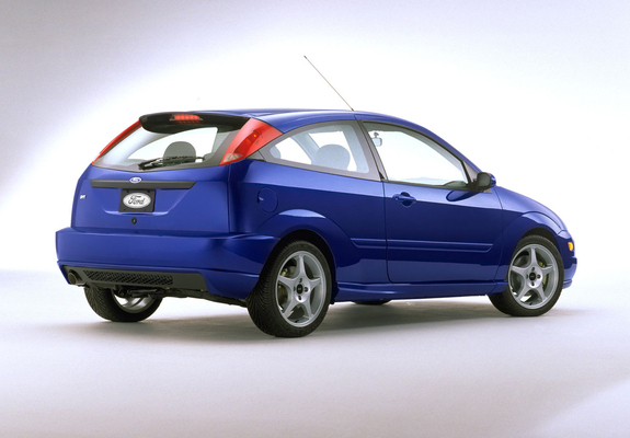 Ford Focus SVT 3-door US-spec 2002–04 wallpapers