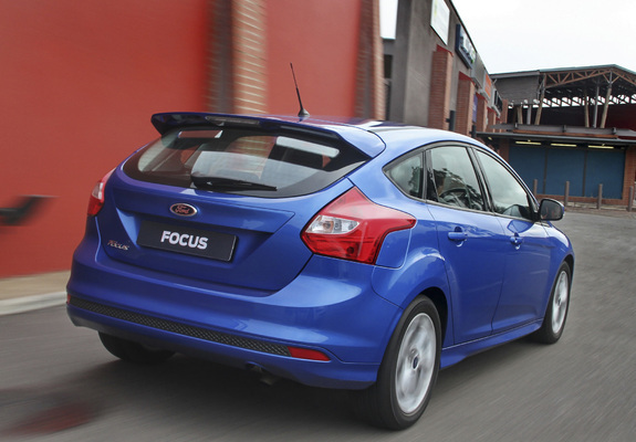 Ford Focus 5-door ZA-spec 2011 wallpapers
