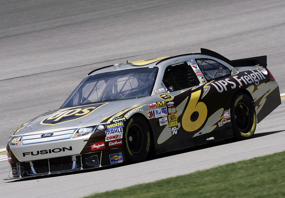Ford Fusion NASCAR Sprint Cup Series Race Car 2009–12 photos