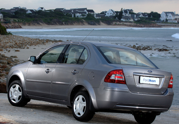 Ford Ikon ZA-spec 2006–08 photos