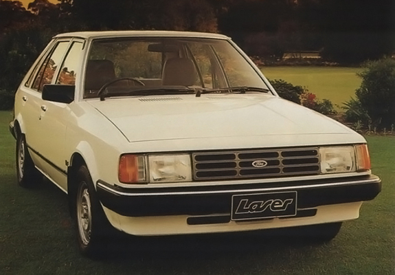 Images of Ford Laser 5-door (KB) 1983–85
