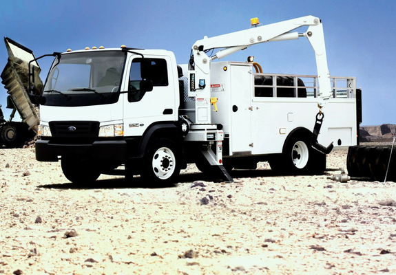 Ford LCF 2004 images