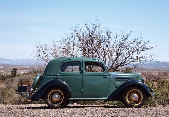 Ford Model CX Saloon 1935–38 images