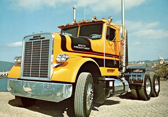 White-Freightliner Conventional 1975 photos