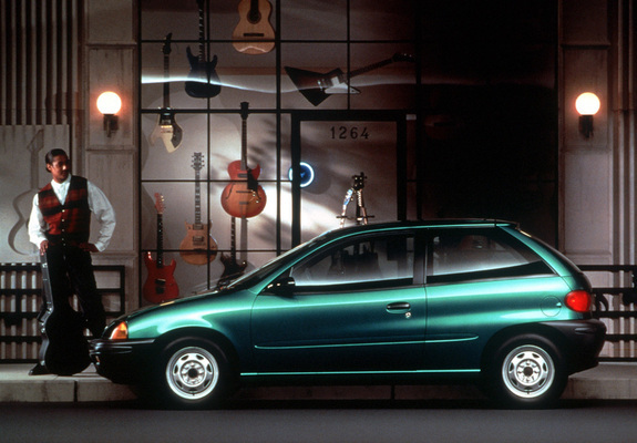 Geo Metro Coupe 1995–97 photos