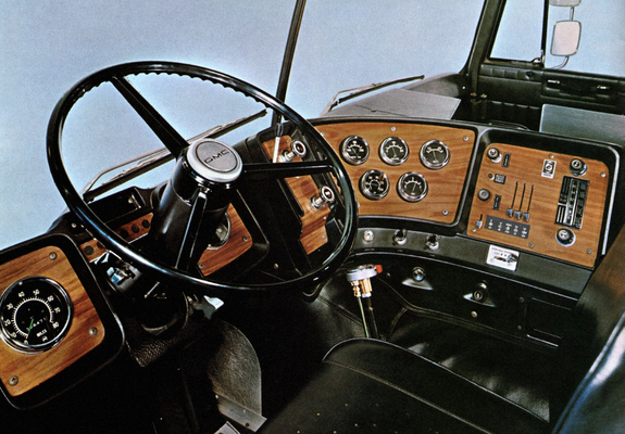 GMC Astro 95 1968–88 images