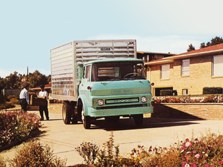 GMC L-Series 4x2 1960–84 photos