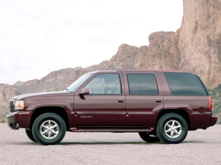 Images of GMC Yukon Denali 1999–2000
