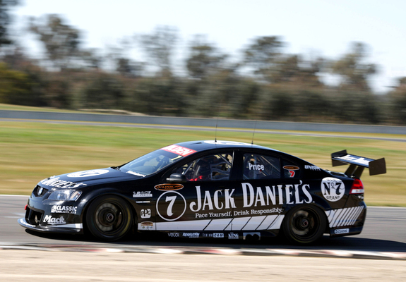 Photos of Holden VE Commodore V8 Supercar 2007–10