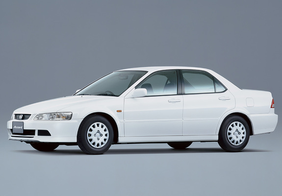 Honda Accord SiR Sedan JP-spec (CF4) 1997–2000 wallpapers