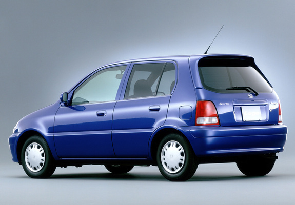 Honda Logo Sportic (GA3) 1996–2001 images