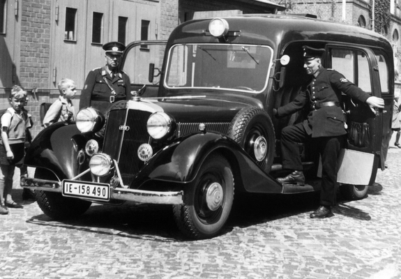 Photos of Horch 830 BL Sanitätskraftwagens