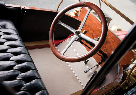 Photos of Hupmobile Model 20 Runabout 1909