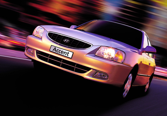 Photos of Hyundai Accent Sedan 2000