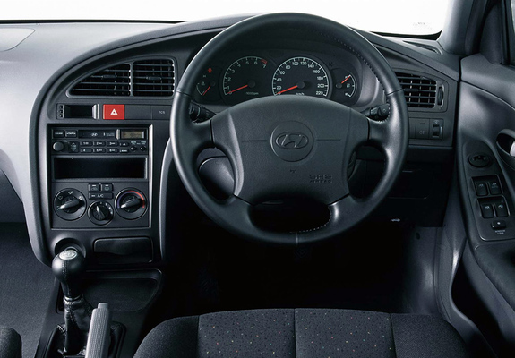 04 Hyundai Elantra Gls