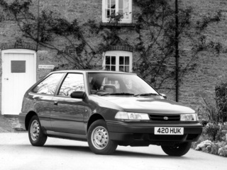 Hyundai Excel 3-door (X2) 1992–95 images