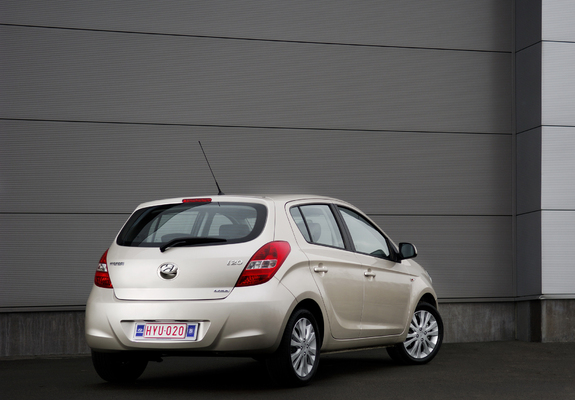 Hyundai i20 5-door 2008 wallpapers