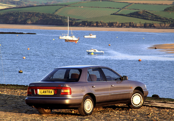 Hyundai Lantra UK-spec (J1) 1993–95 images