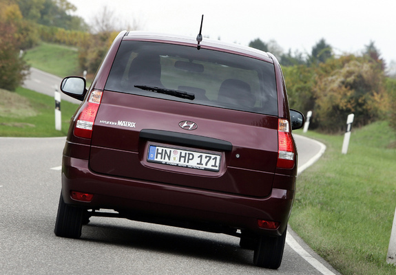 Images of Hyundai Matrix 2008–10