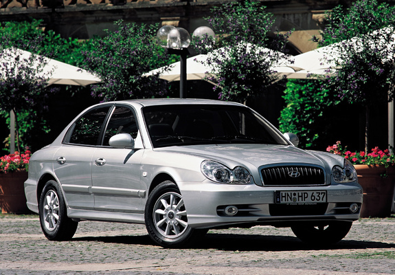Hyundai Sonata (EF) 2001–04 images