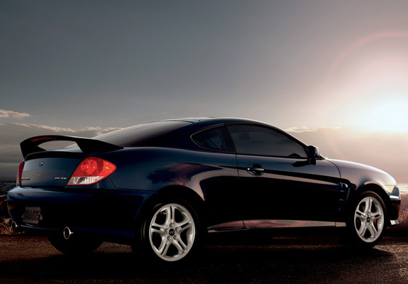 Hyundai Tiburon (GK) 2002–05 images