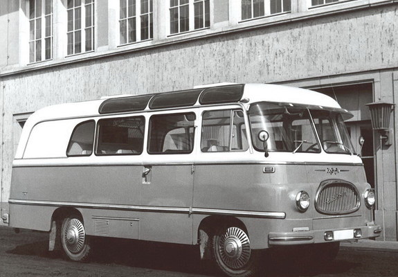 IFA-Robur LO 2500 pictures