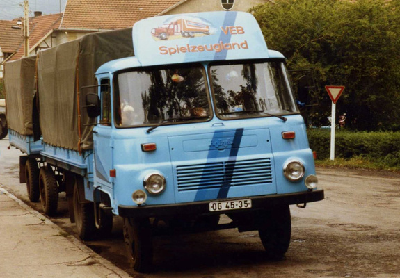 Images of IFA Robur LD/LO 2002