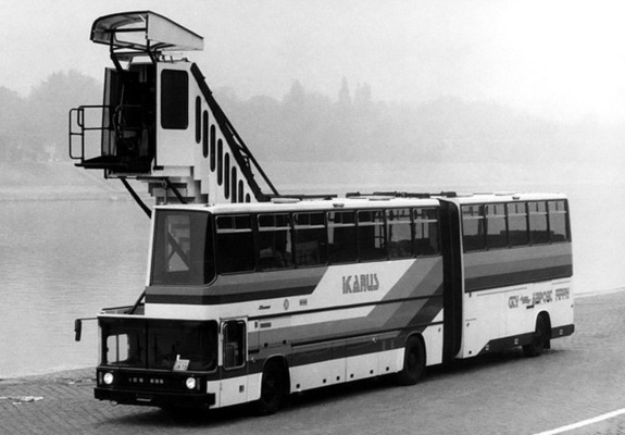 Images of Ikarus 695 1985