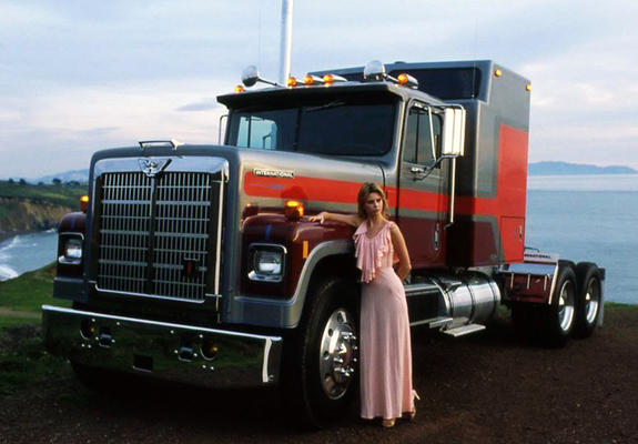 International TranStar 4300 Eagle 1970 wallpapers