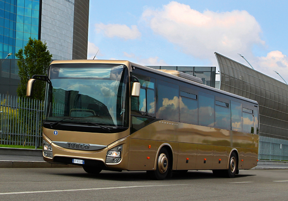 Photos of Iveco Crossway Line 2013