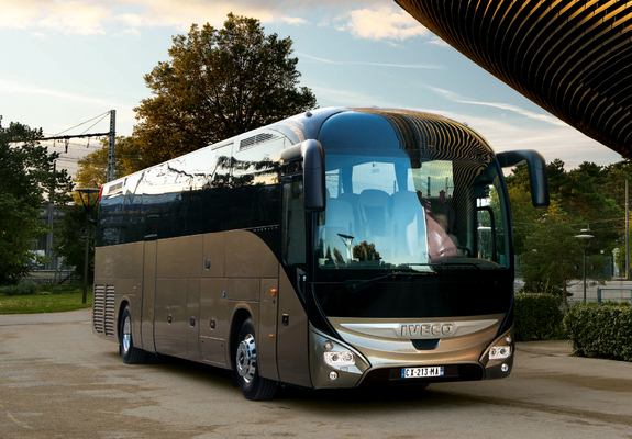 Pictures of Iveco Magelys Pro 2013