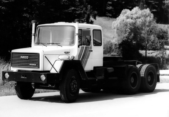 Photos of Iveco-Magirus 330.32 ANW