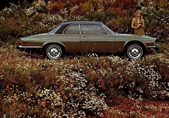 Jaguar XJ12C (Series II) 1975–78 photos