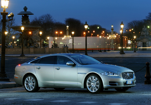 Jaguar XJ (X351) 2009 wallpapers