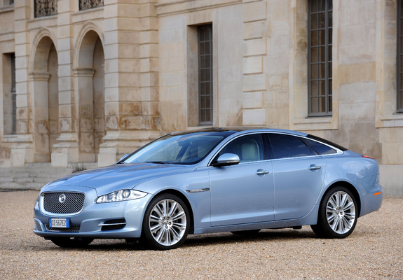 Jaguar XJ (X351) 2009 wallpapers