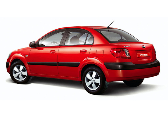 Kia Pride Sedan 2005–09 pictures