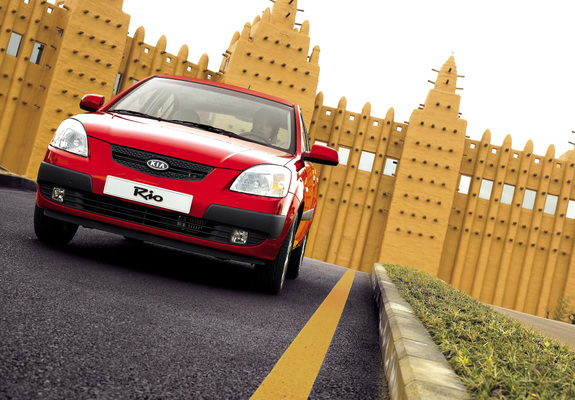 Images of Kia Rio Hatchback (JB) 2005–09