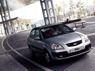 Images of Kia Rio Sedan (JB) 2005–09
