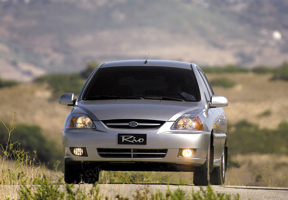 Kia Rio Wagon (DC) 2002–05 photos