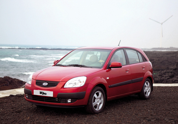 Photos of Kia Rio Hatchback (JB) 2005–09