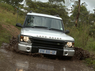 Images of Land Rover Discovery ZA-spec 2003–04