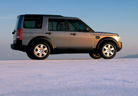 Land Rover Discovery 3 2005–08 images