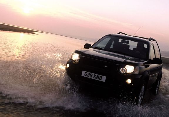 Land Rover Freelander 3-door 2003–06 wallpapers
