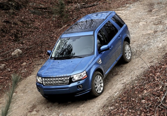 Land Rover LR2 HSE 2012 wallpapers